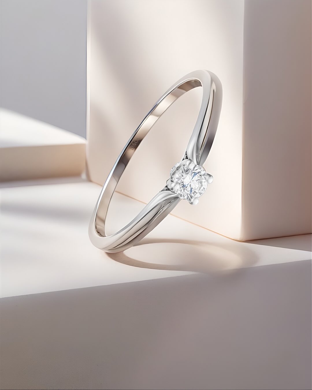 Kenalan Sama Moissanite, Batu Permata yang Sering Disebut Kembaran ...